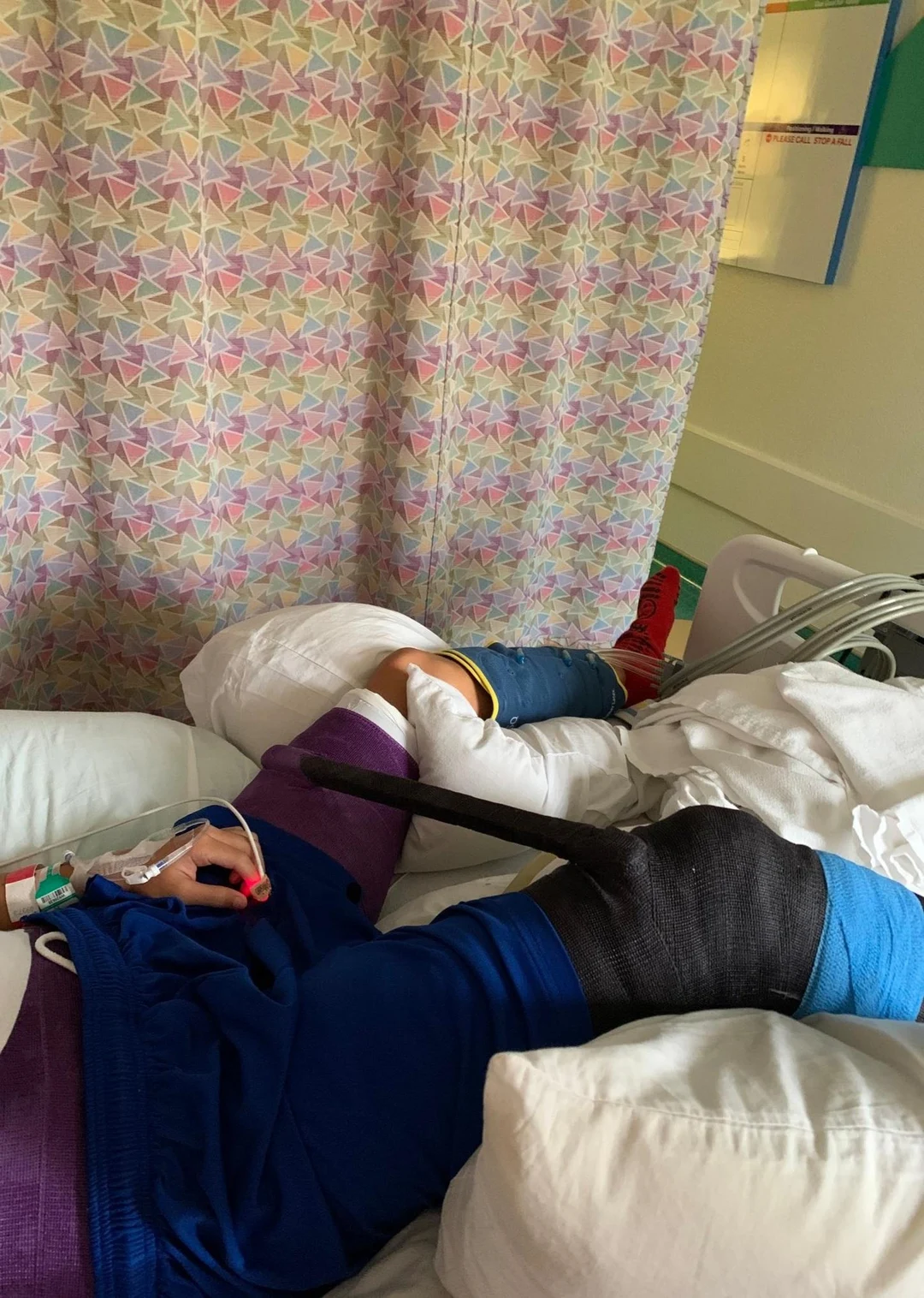 Going to school in a spica cast | Scrolller