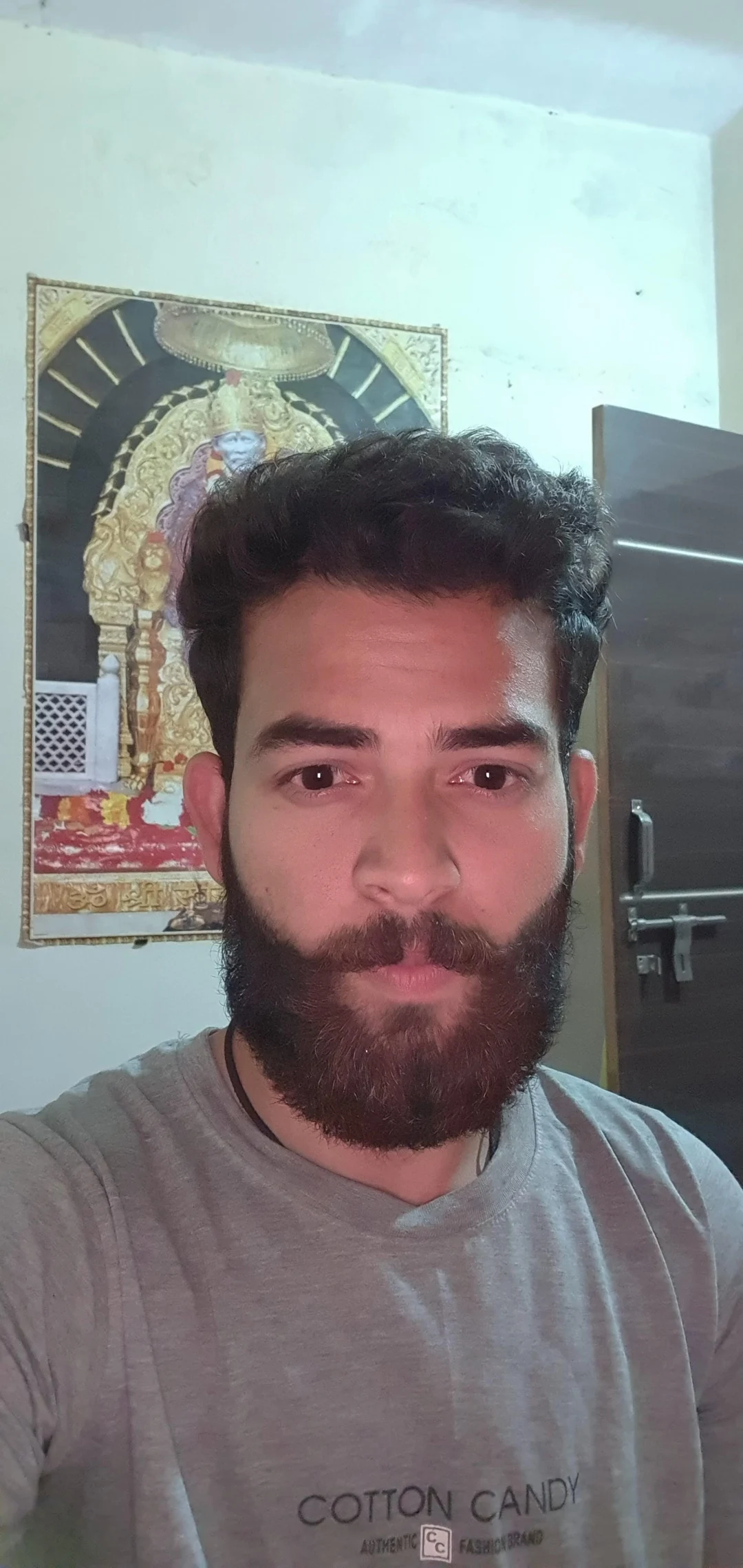 Beard queue : should I keep my beard | Scrolller