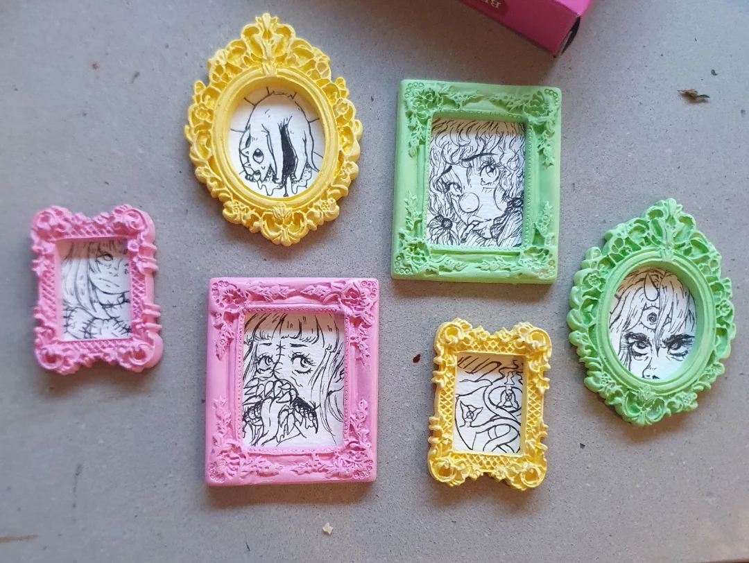 hello all! i'm working on this little project with tiny frames, just wondering what i could add ...