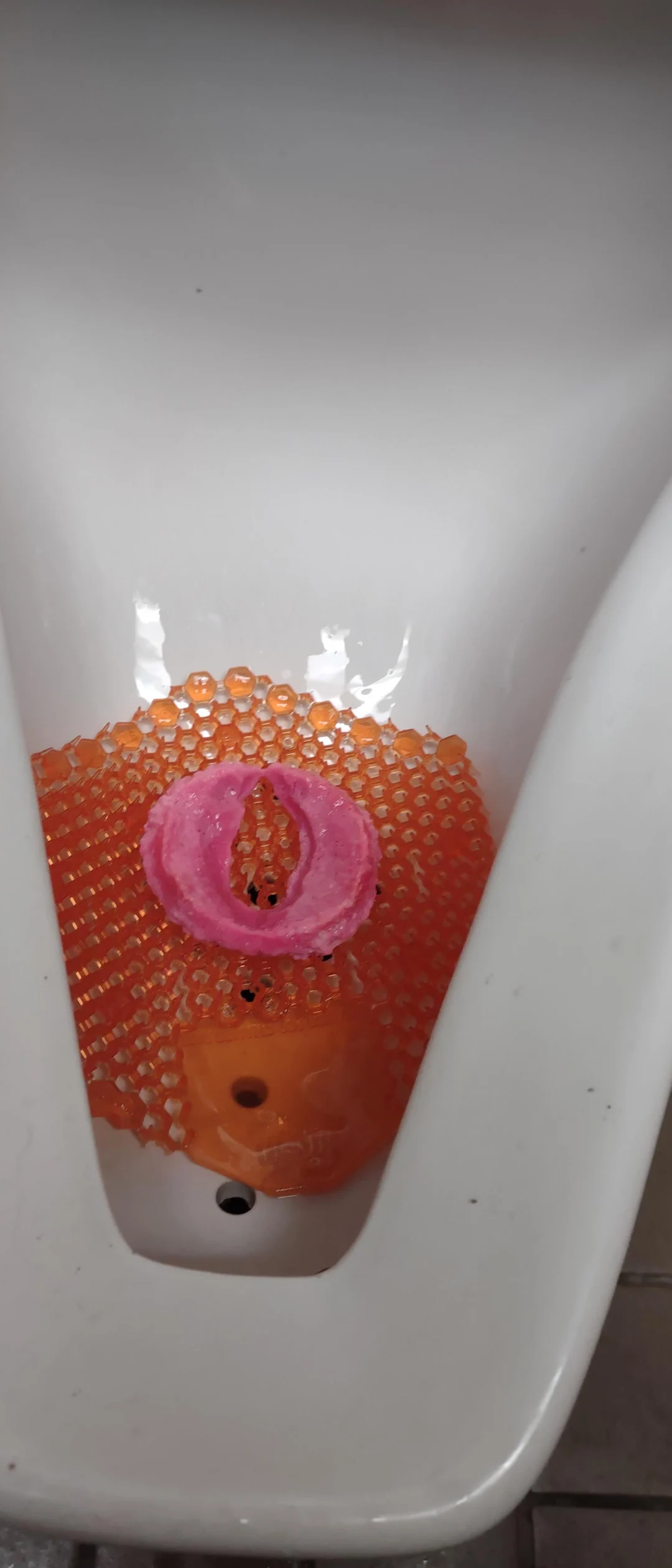 This urinal cake | Scrolller