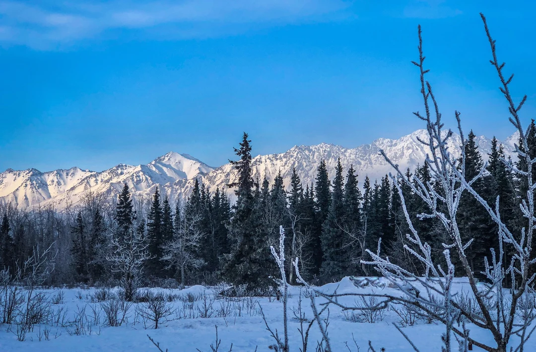 Alaska’s Chugach Mountains. Pretty sure we will never get tired of walking out to this! | Scrolller