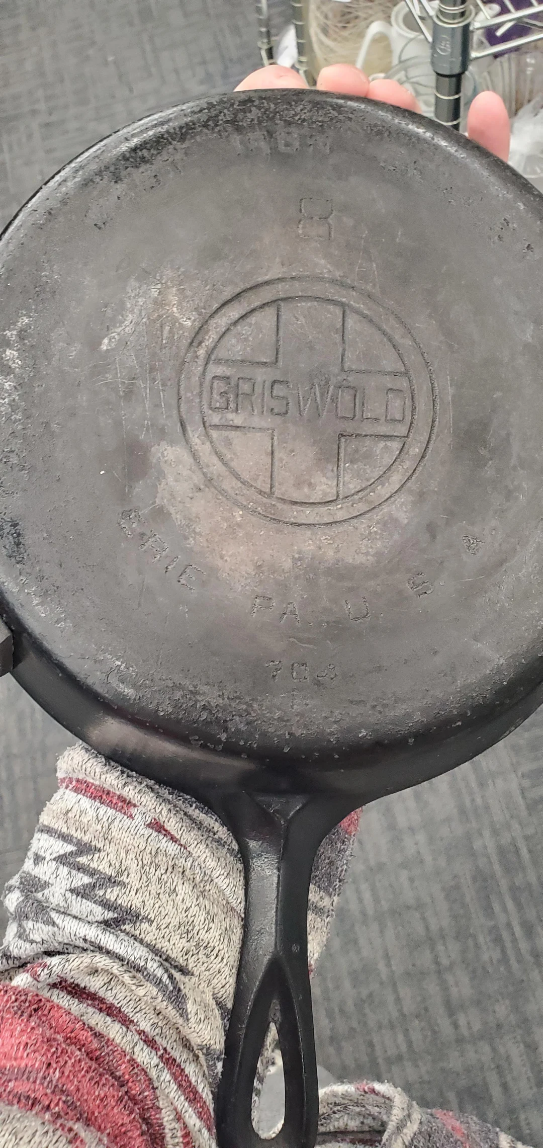 Goodwill find! Anyone have an ID? | Scrolller