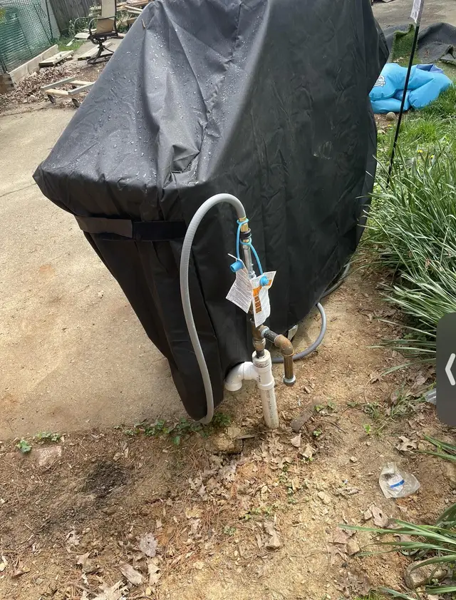 Gas line to grill | Scrolller