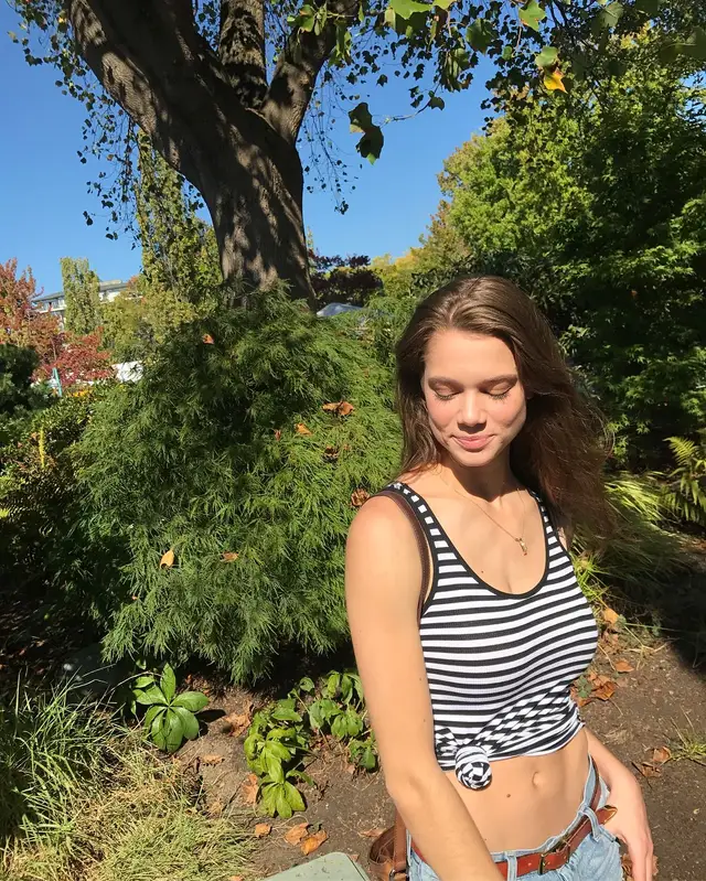 Michelle | Scrolller