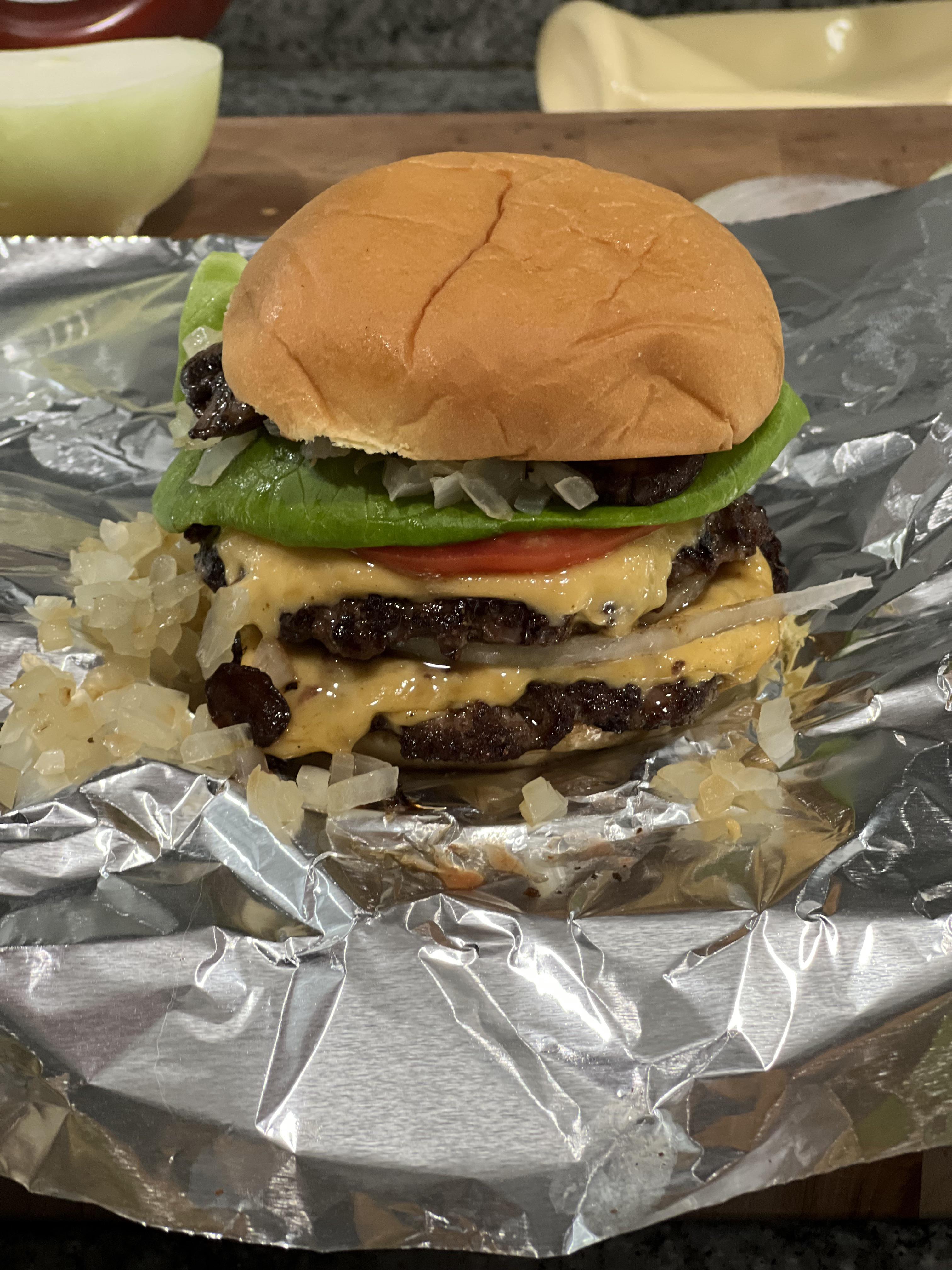[Homemade] Double cheeseburger | Scrolller