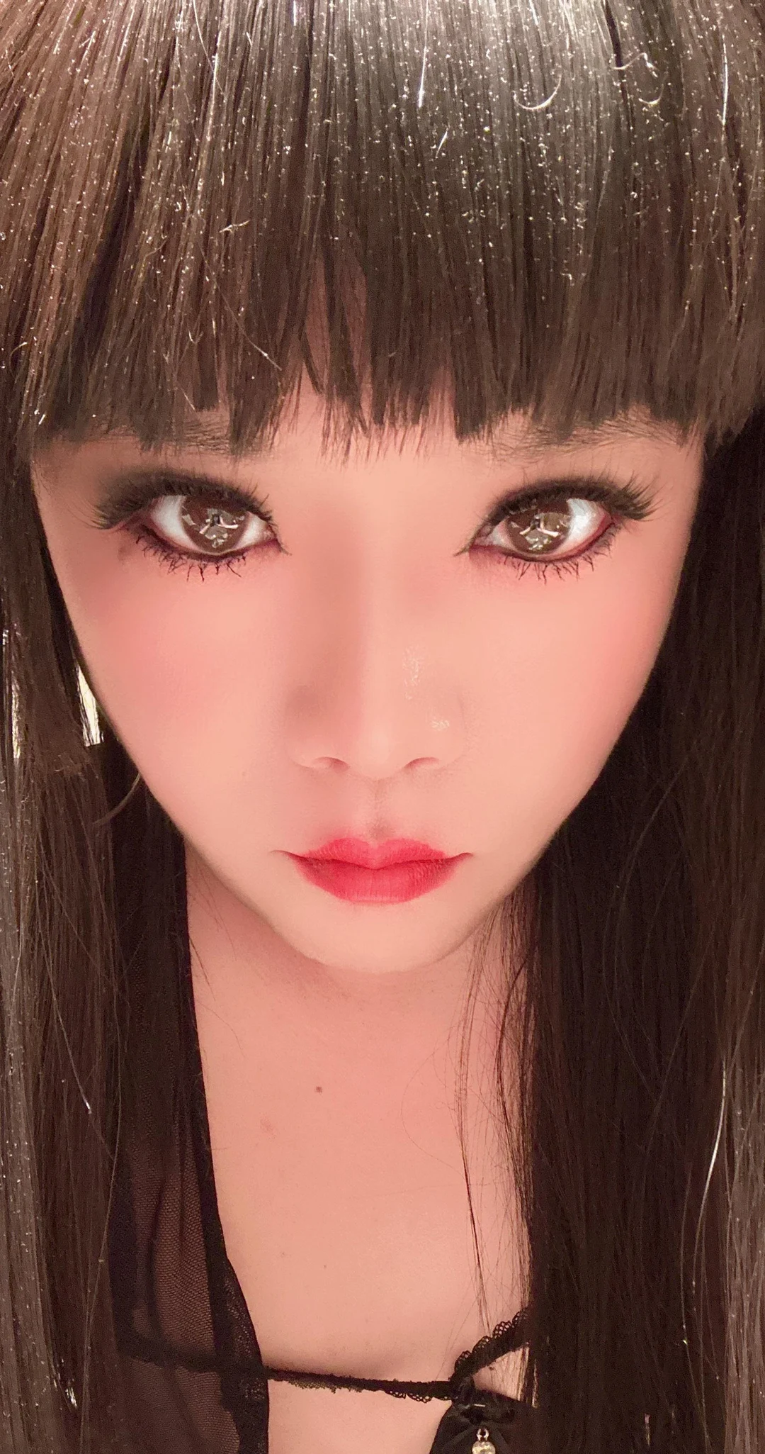 Just finished makeup | Scrolller