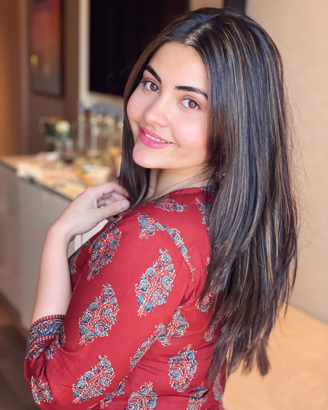 Noor Chahal | Scrolller