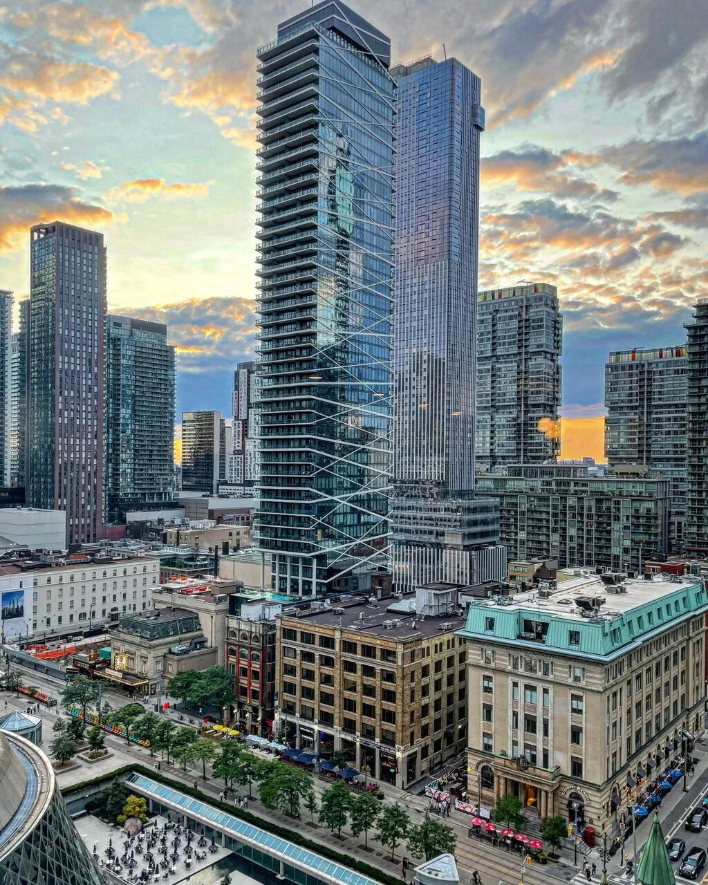 King Street - Toronto | Scrolller