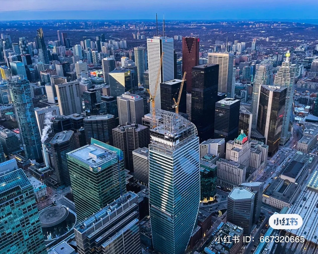 Toronto Central Business District | Scrolller