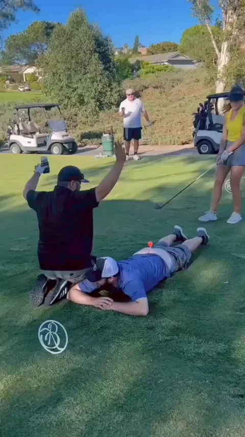 HMC while I play golf.. | Scrolller