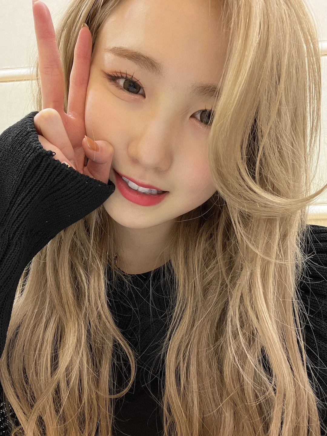 230201 Honda Hitomi Twitter update | Scrolller