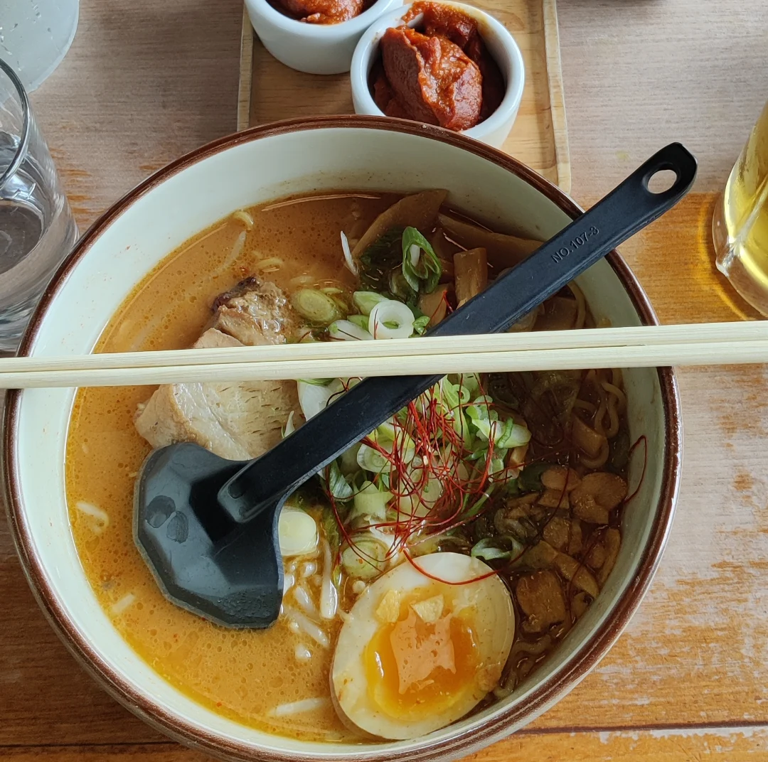 Spicy Garlic Miso Ramen | Scrolller