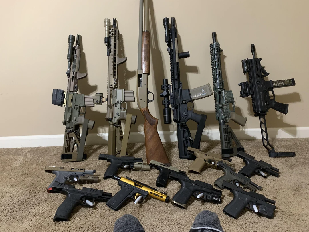 Here’s the guns to those mags | Scrolller