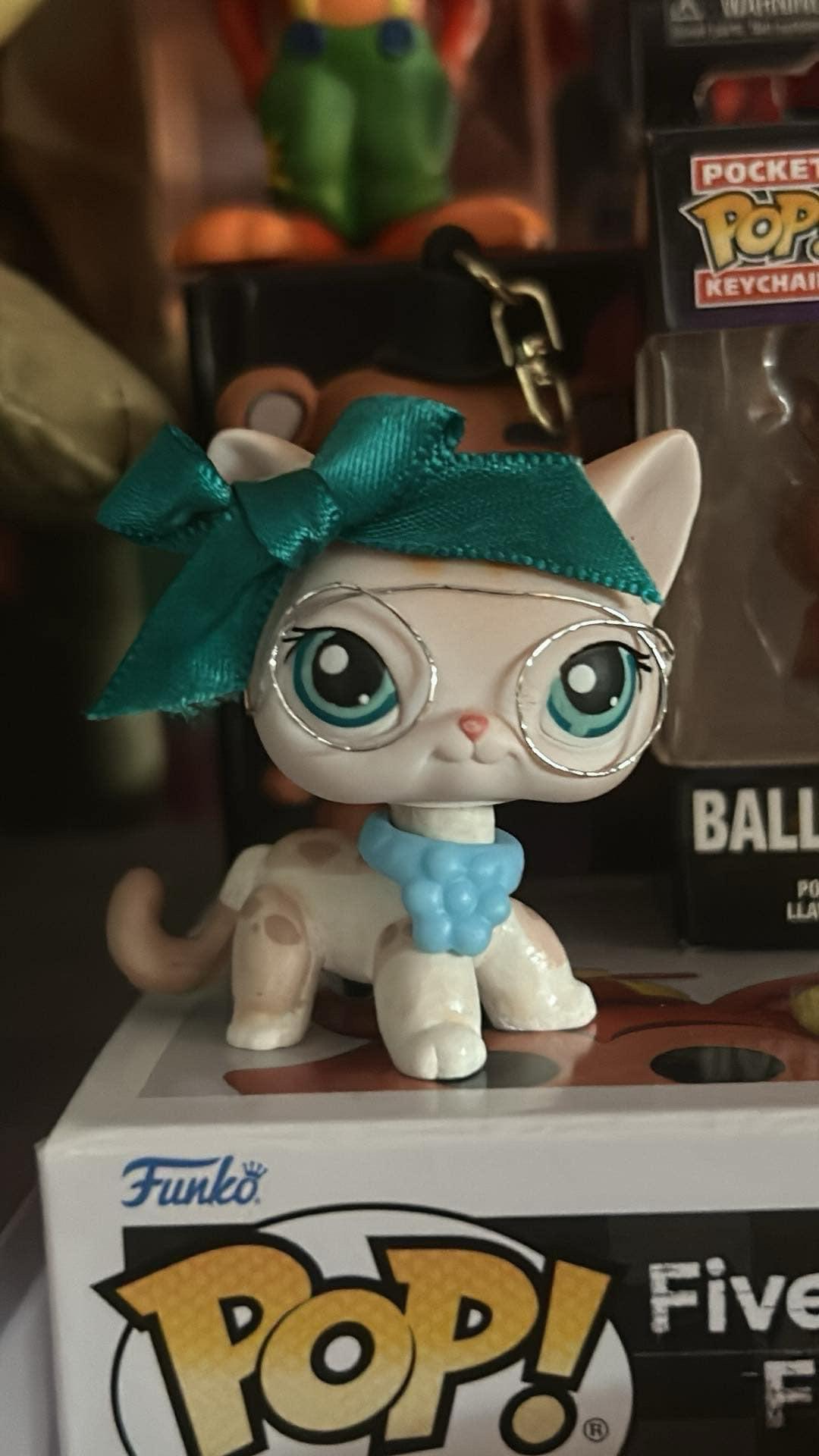 LPS #224 body custom | Scrolller