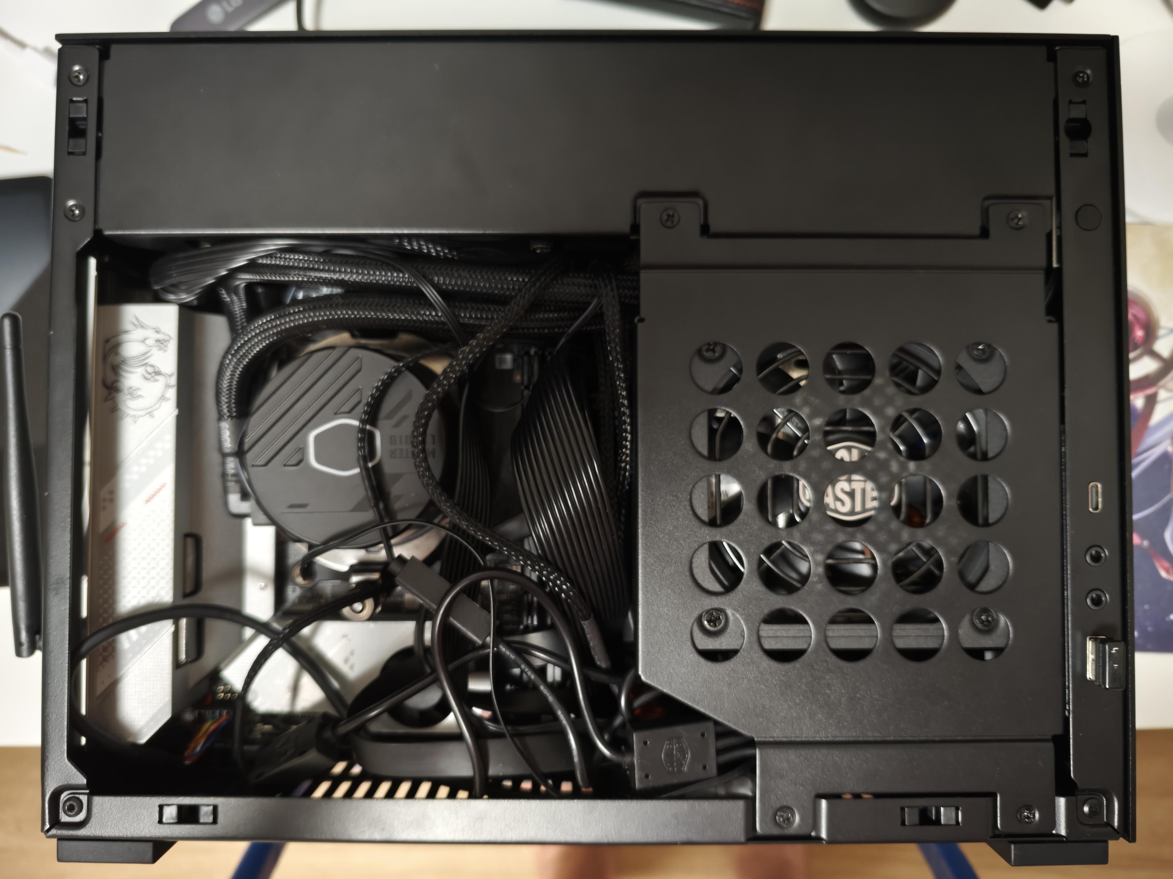 I've never been good at cable management | Scrolller