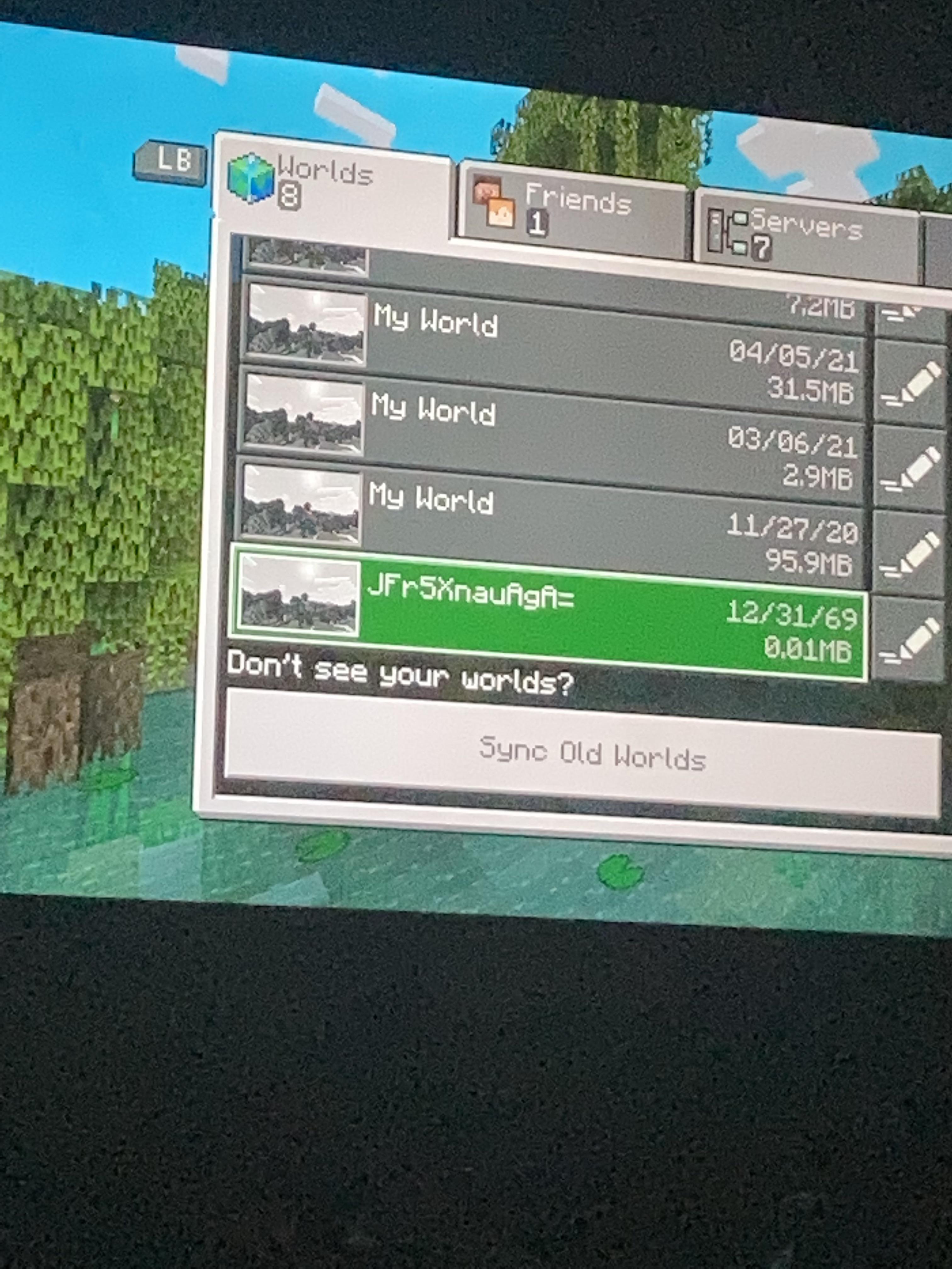 How can I delete old worlds I keep having a failed sync issue | Scrolller