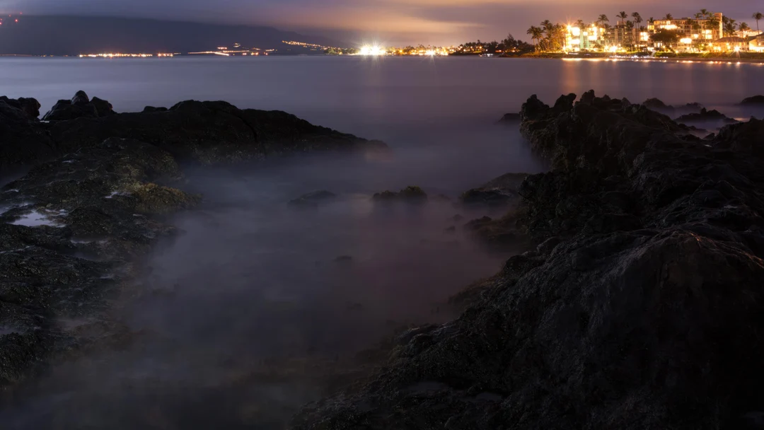 [3840X2160] Rocks at Maui's beach HQ | Scrolller
