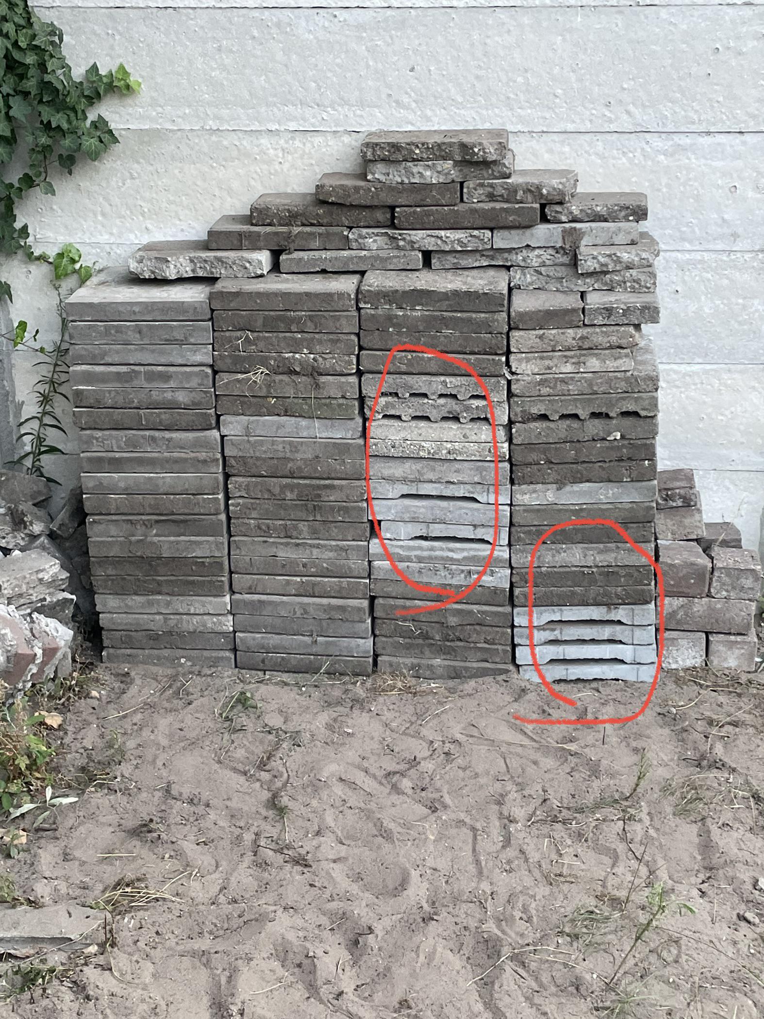 Stacked tiles | Scrolller