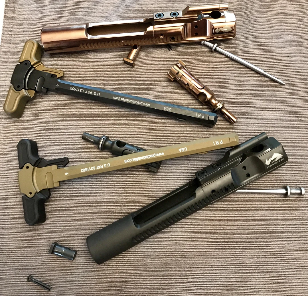 Two tone | Scrolller