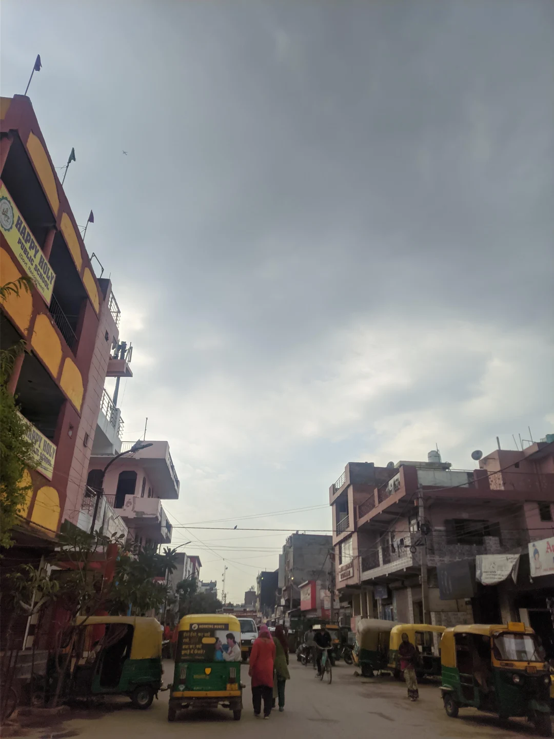 cloudy cloudy | Scrolller