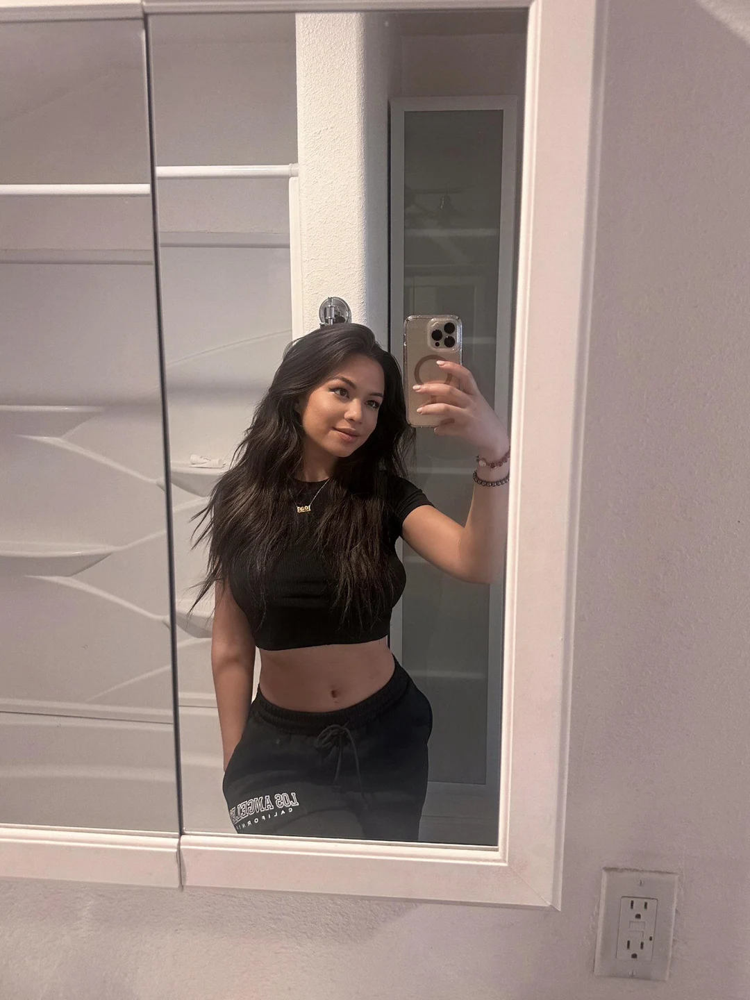 Restroom Selfie | Scrolller