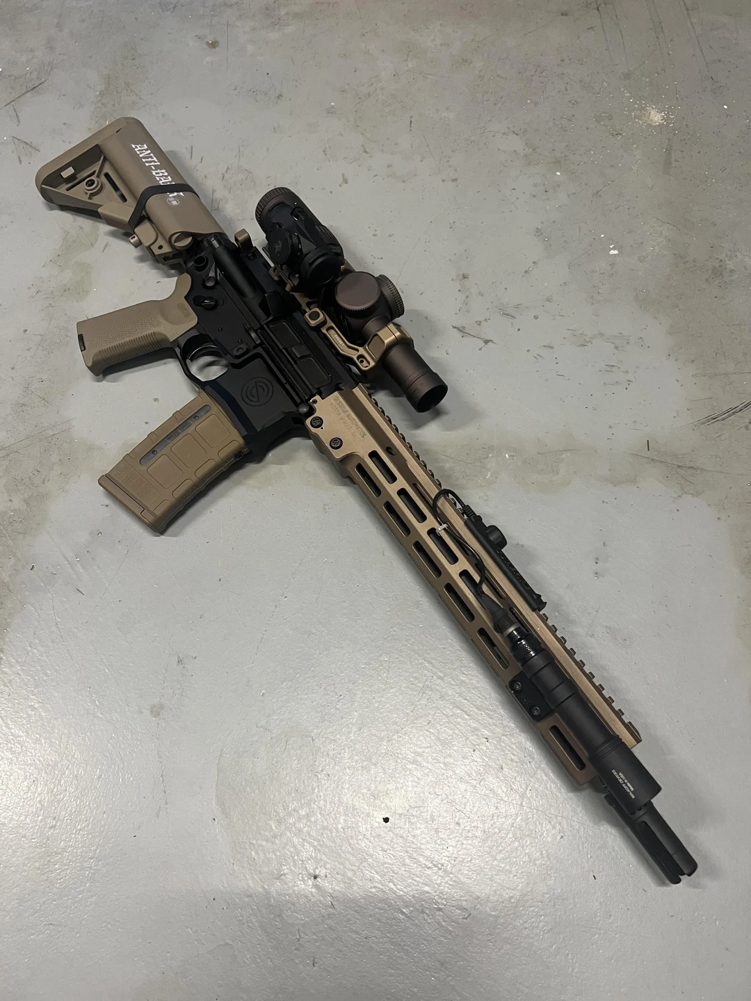 The “basic white girl” urgi build | Scrolller