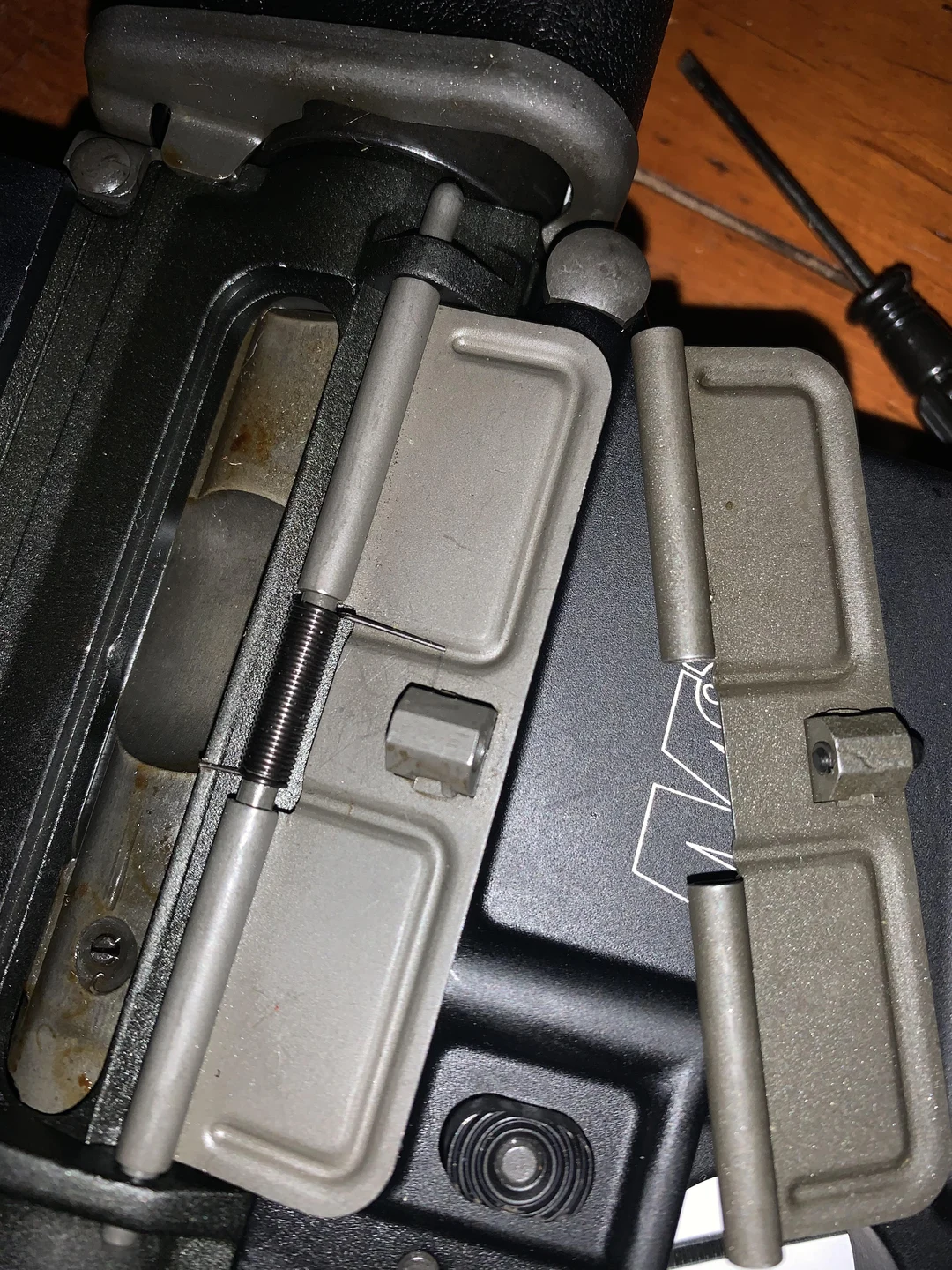 How to remove this dust cover from T91 | Scrolller