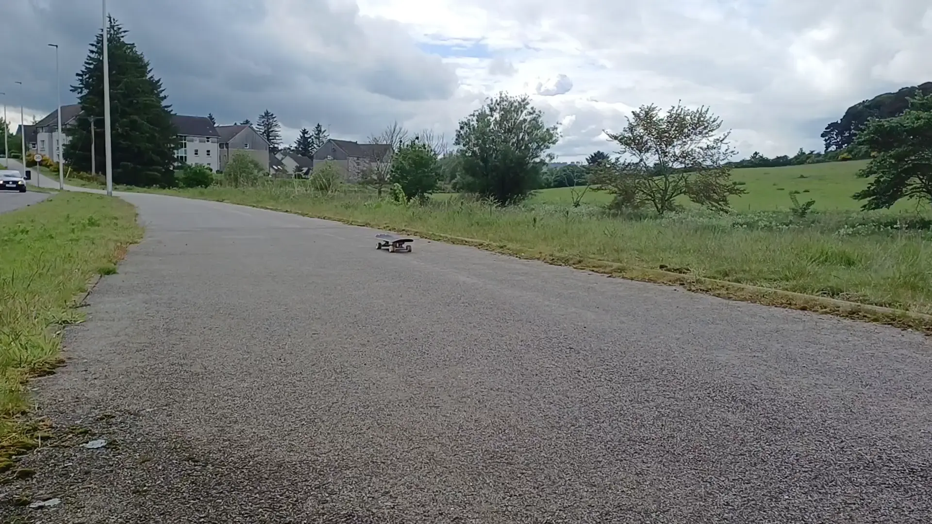 Damp pavement freestyle | Scrolller