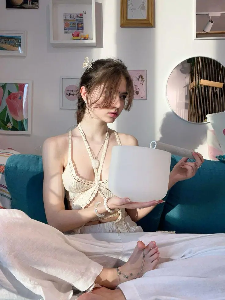 Dana Taranova | Scrolller