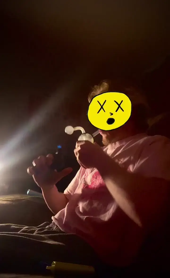 Day 4! Blowing clouds 🧊💨🌪️ | Scrolller