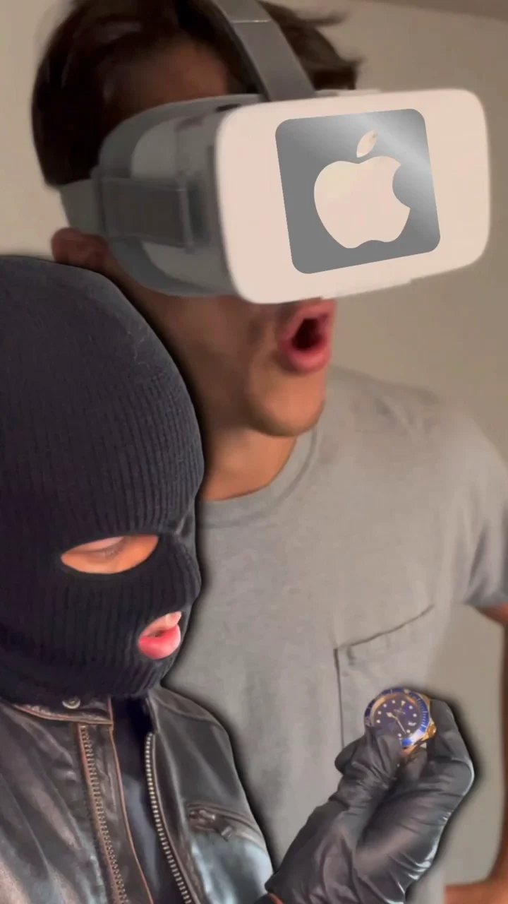 😳😂APPLE PRO VISION ⚠️ | Scrolller