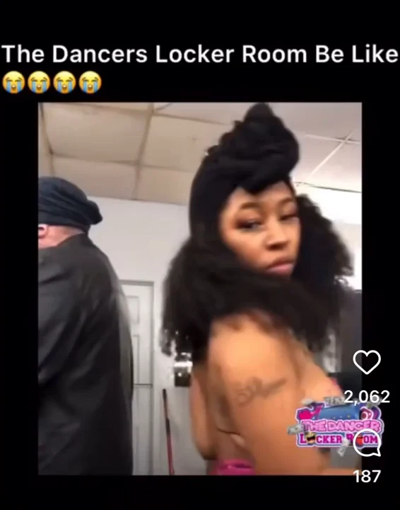 Locker room shenanigans | Scrolller