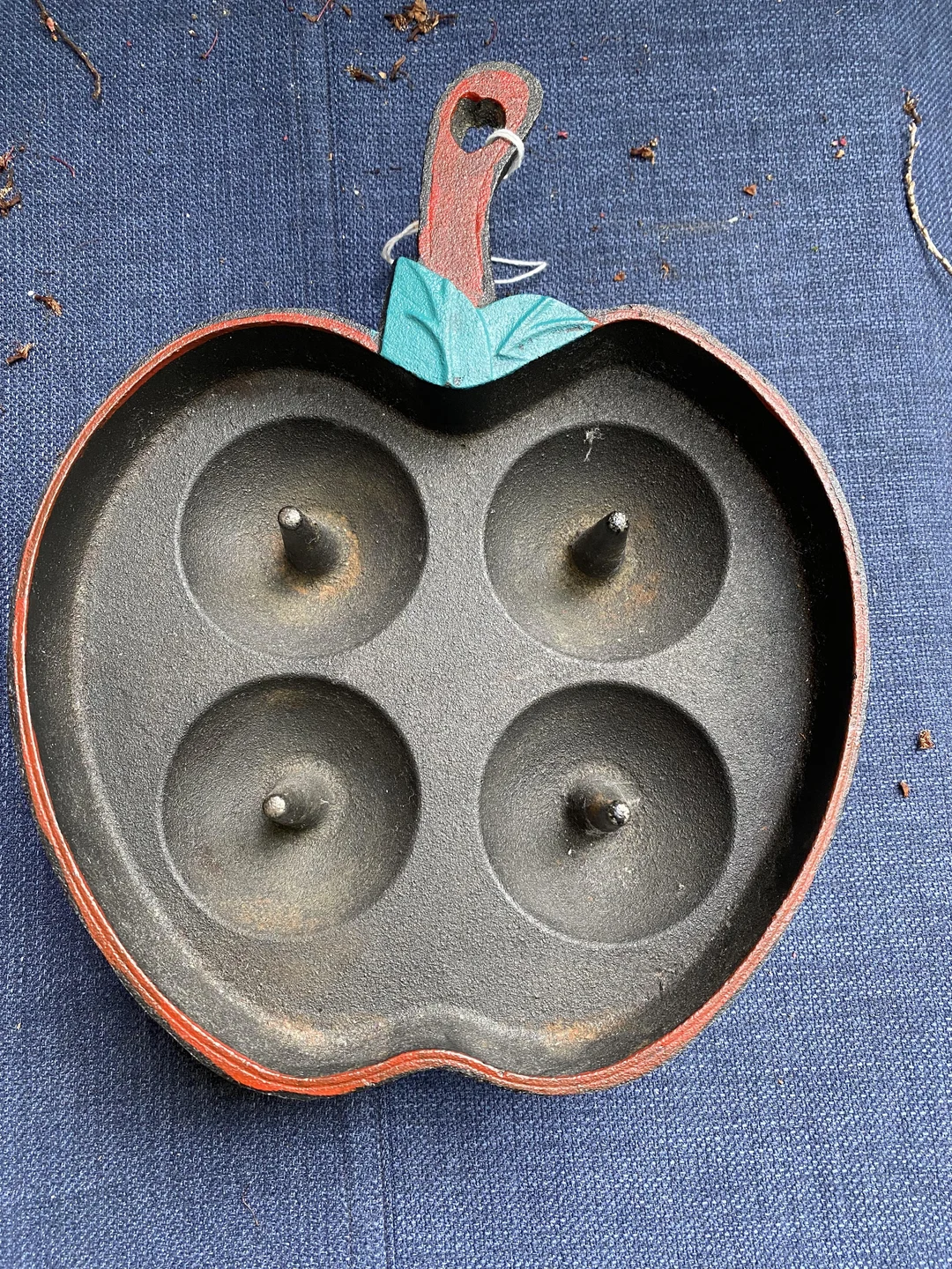 Looking for info on this pan | Scrolller