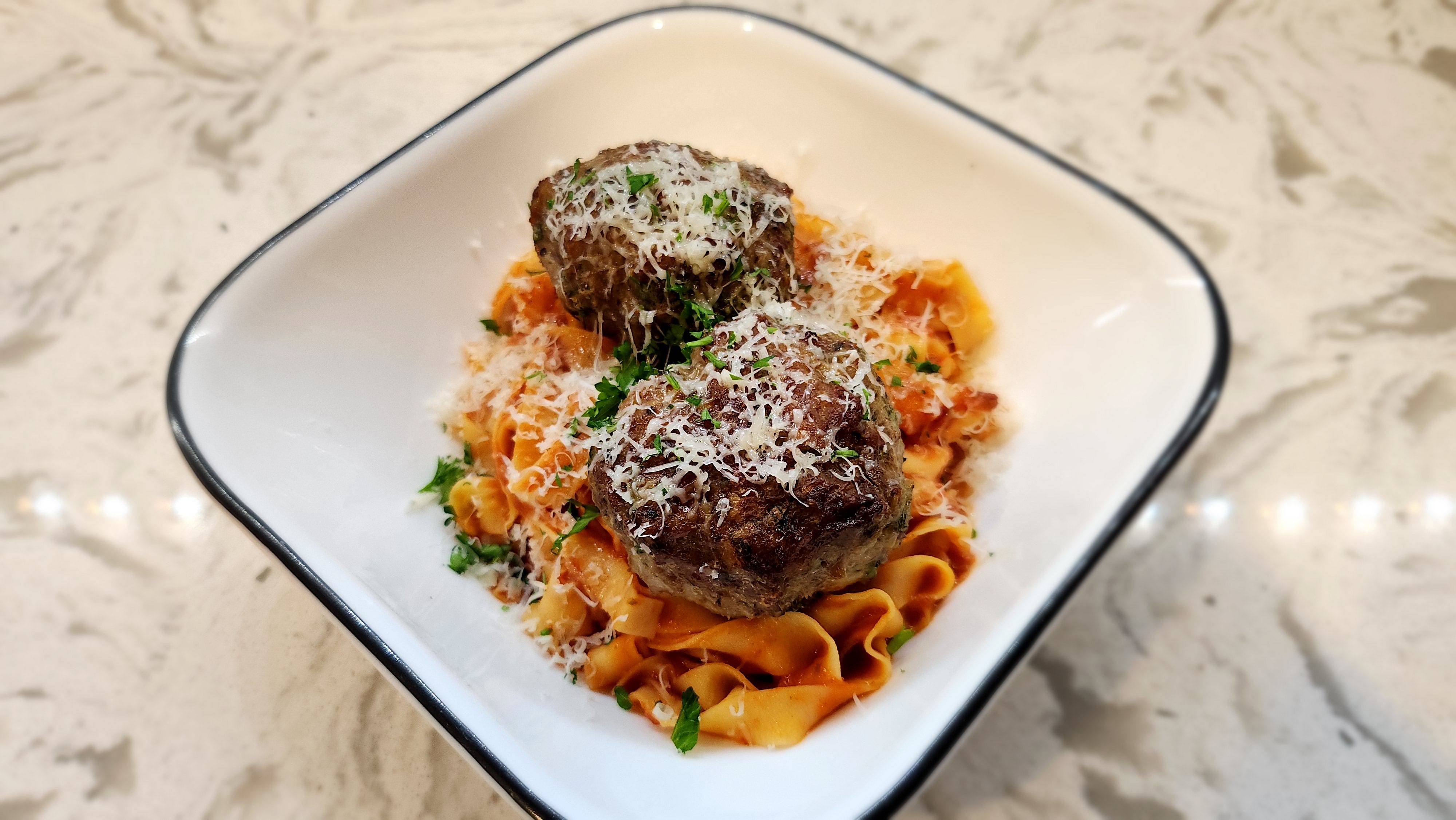 Homemade spaghetti and meatballs | Scrolller