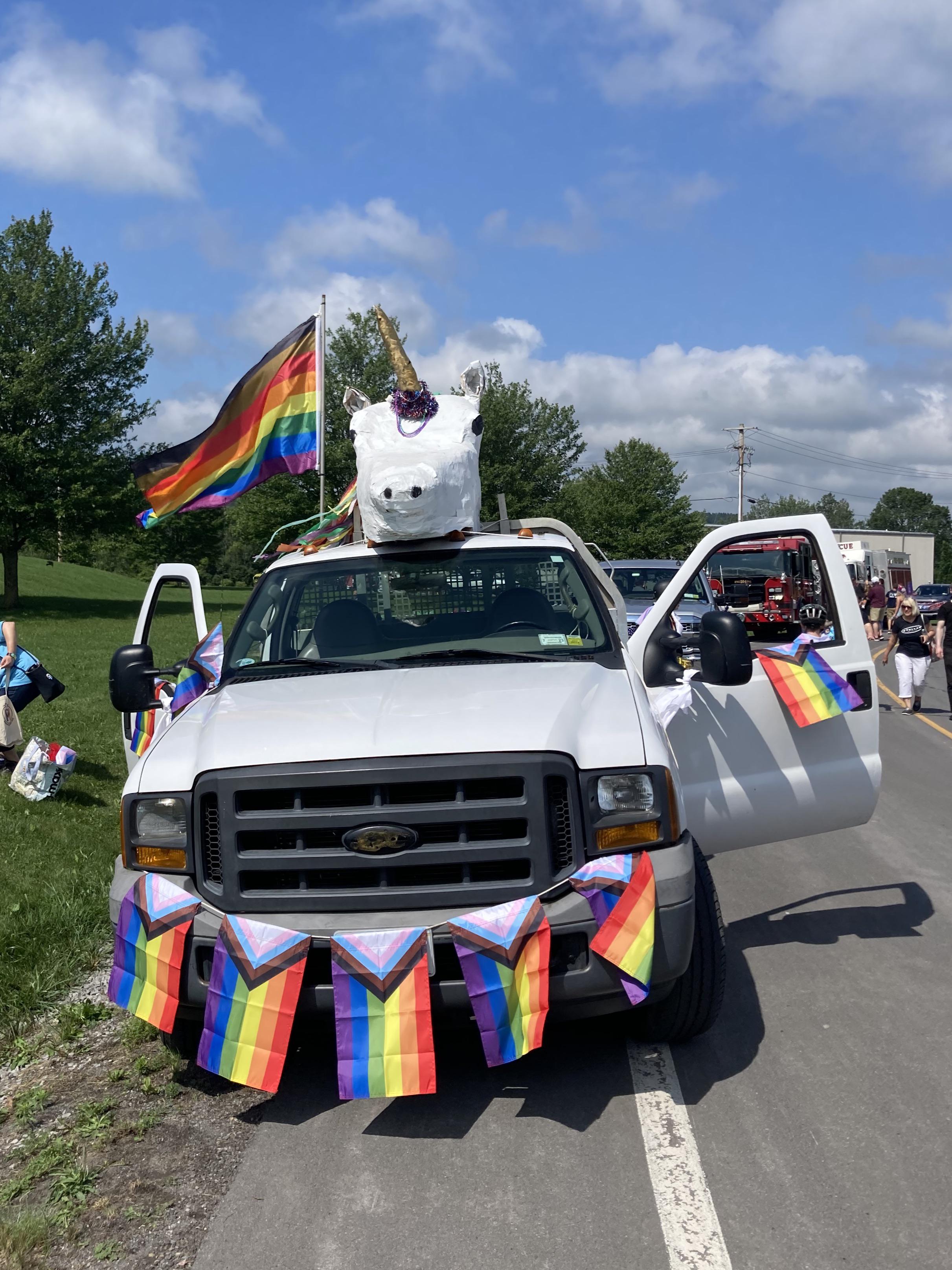 Always love driving for the Fourth of July parade! | Scrolller