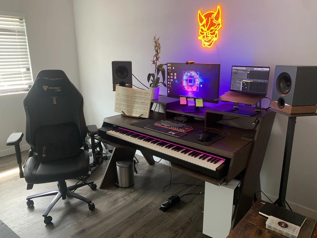 Just got my Titan Evo and think it’s a perfect addition to my budding setup! | Scrolller