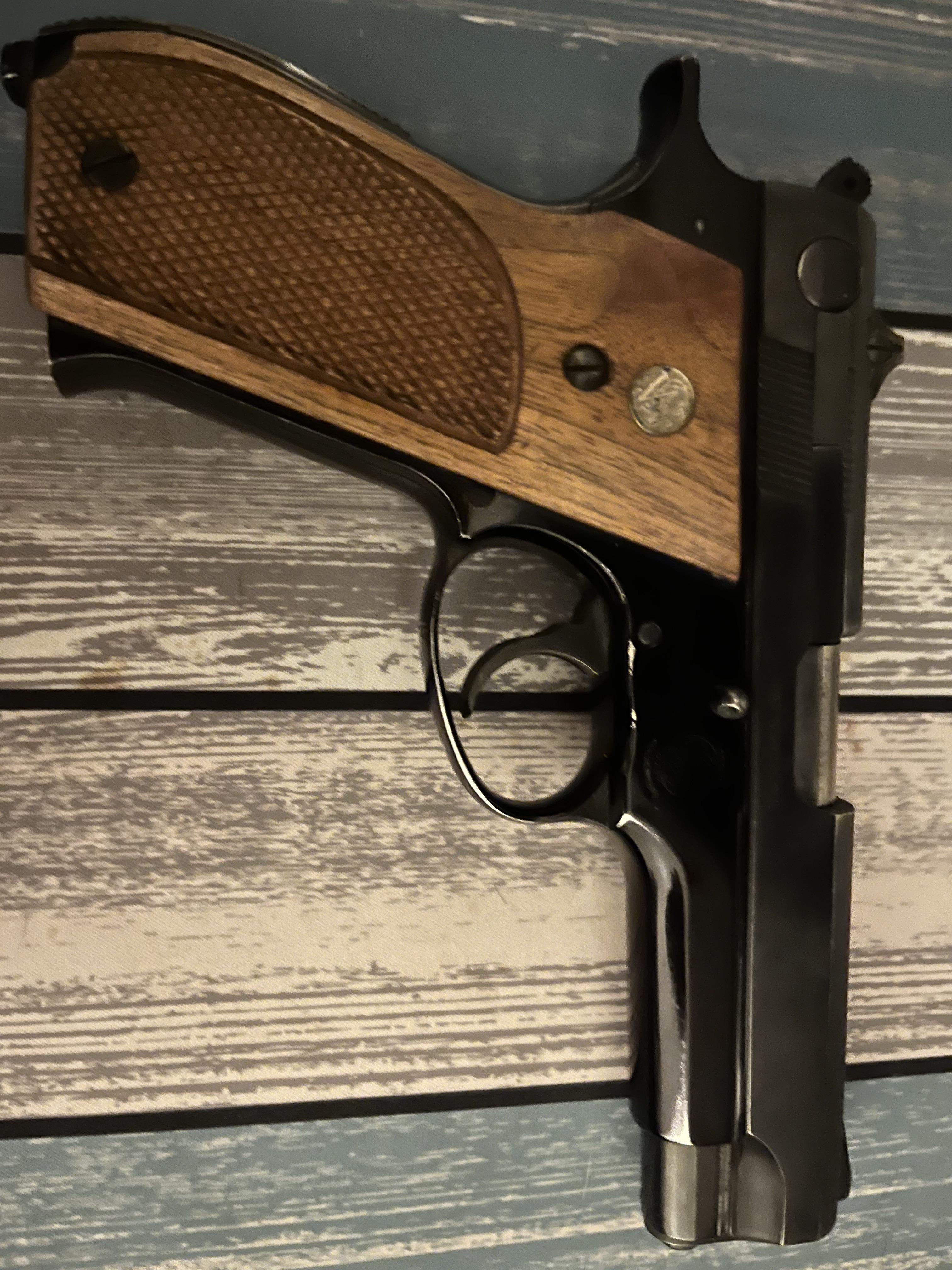 Discover more like Guns: Smith & Wesson Model 39 and Related Content | Scrolller