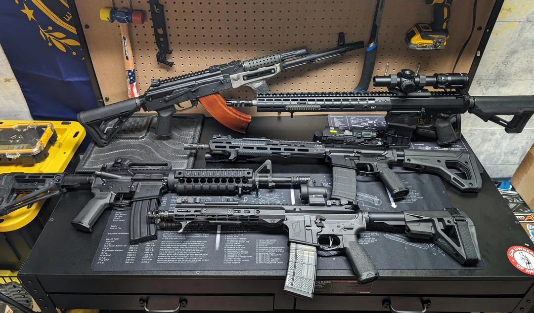 Whole lotta GAFS | Scrolller