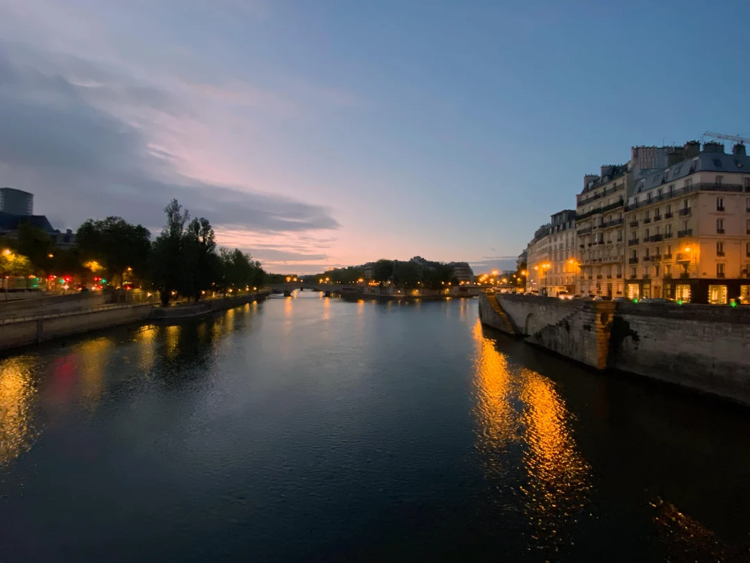 Paris, dawn. | Scrolller