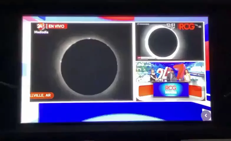 Eclipse balls | Scrolller