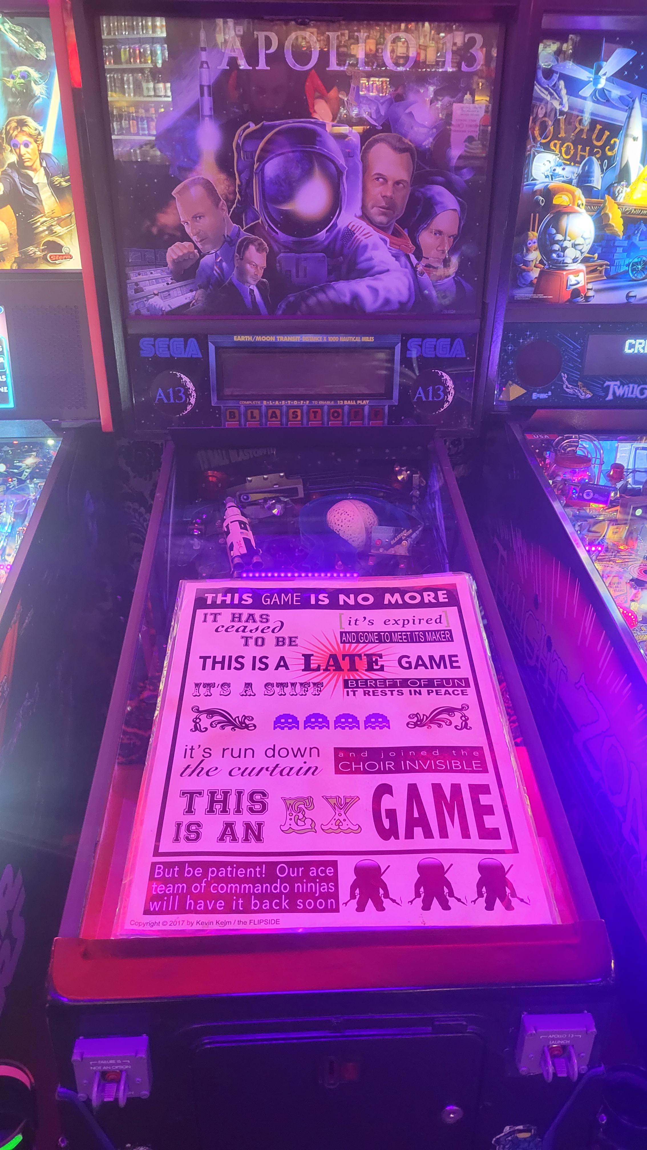 broken game sign at our local arcade | Scrolller