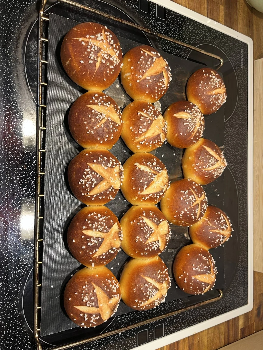First time making pretzel buns/rolls | Scrolller