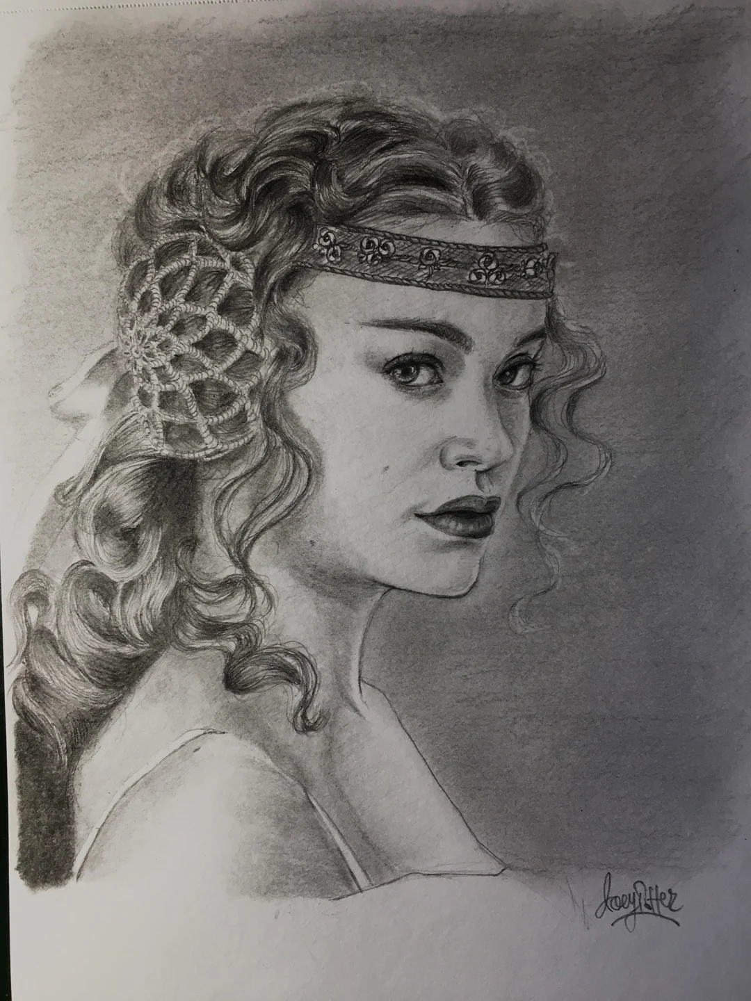 Portrait - Padme, Joey Potter, Graphite pencils, 2022 | Scrolller
