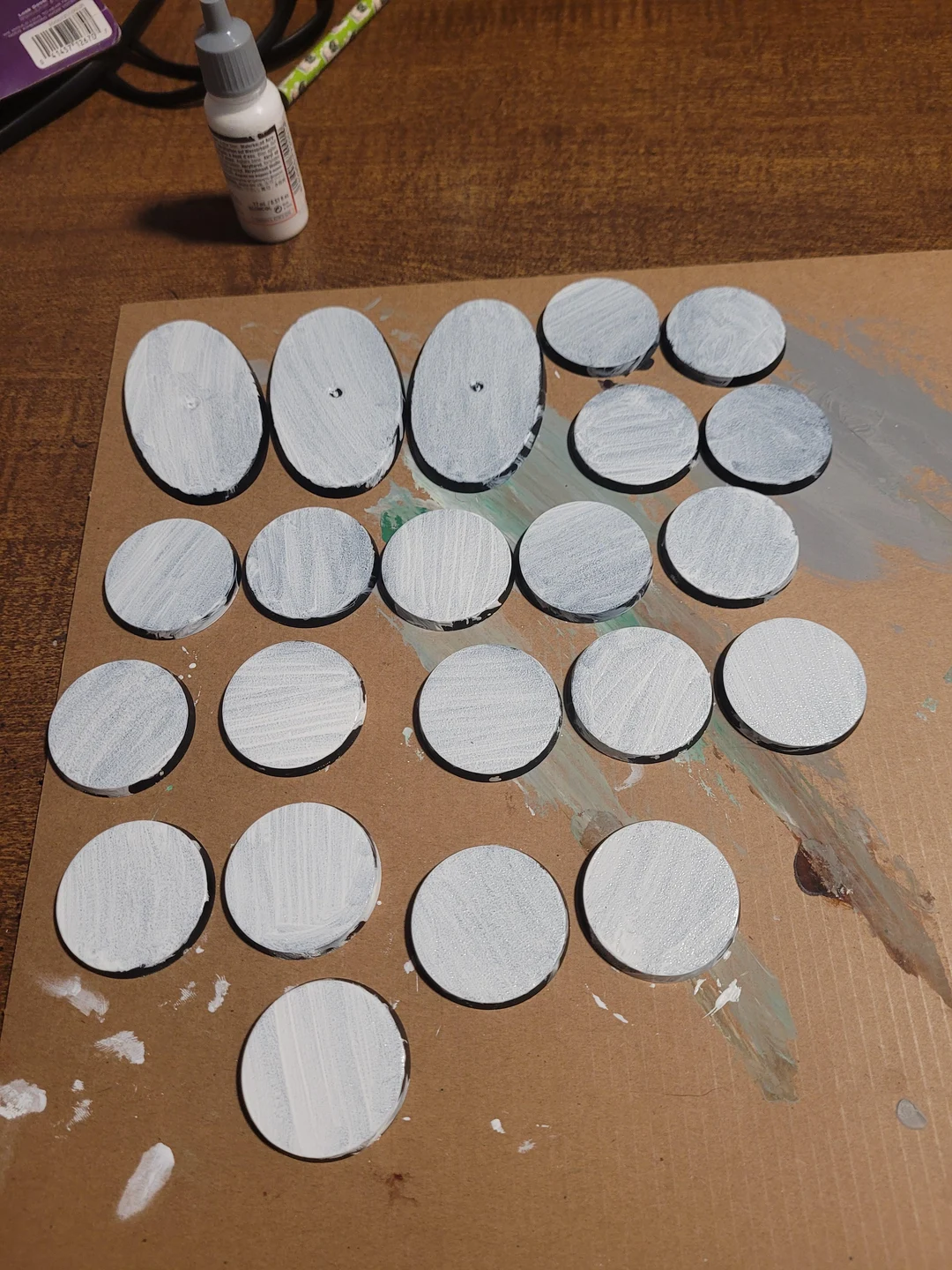 Painting noob here, how to get rid of visible brush strokes? | Scrolller