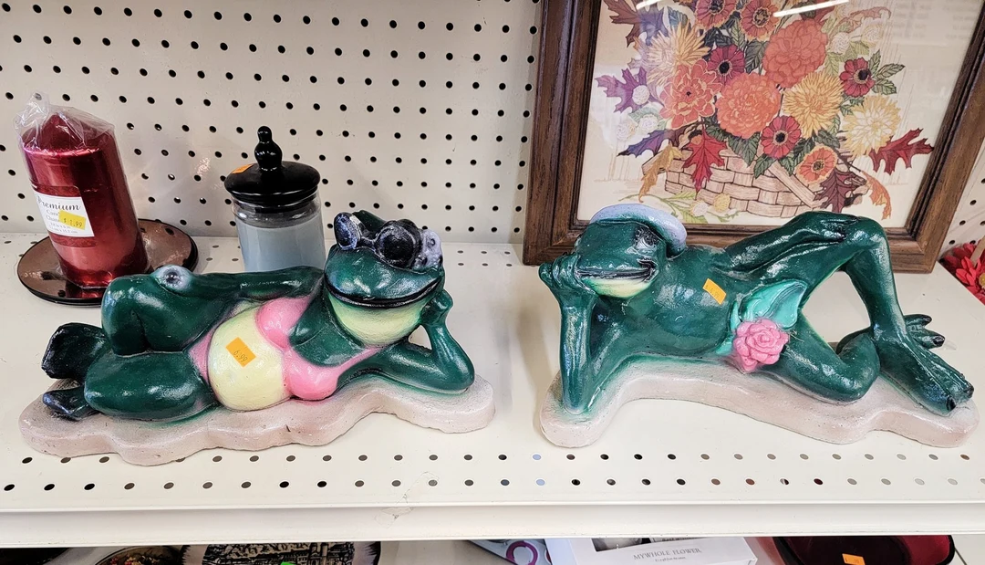 Thrift store wins | Scrolller