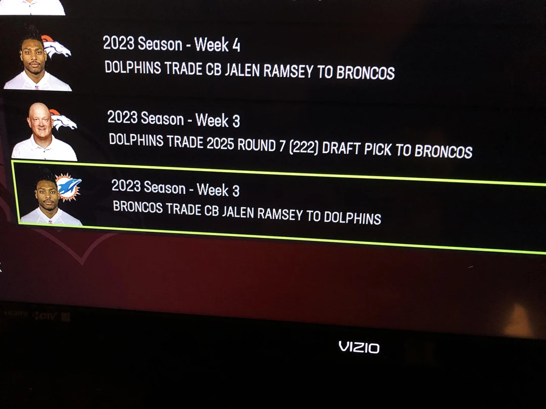 How does this happen? Is it a glitch? | Scrolller