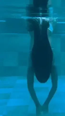 Demet Özdemir | Scrolller