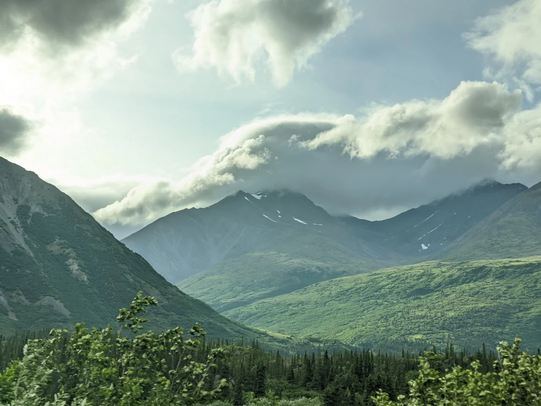 storm brewing, denali national park, ak [OC] [4032x3024] | Scrolller