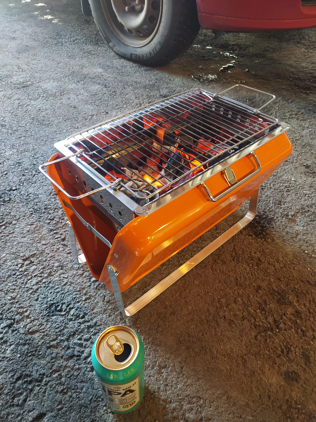 Portable briefcase grill | Scrolller