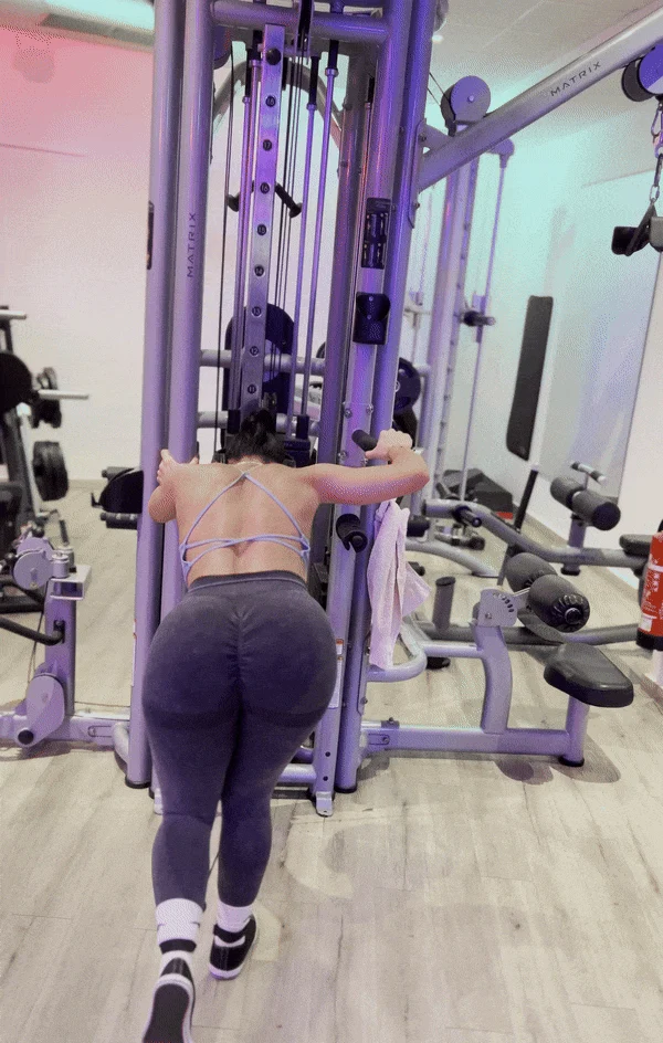 Exercise to hold the pounding | Scrolller